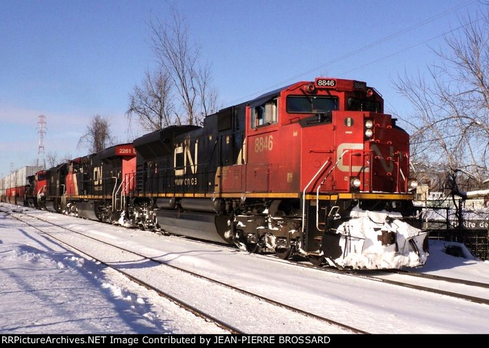 CN-8846 a SD 70M-2